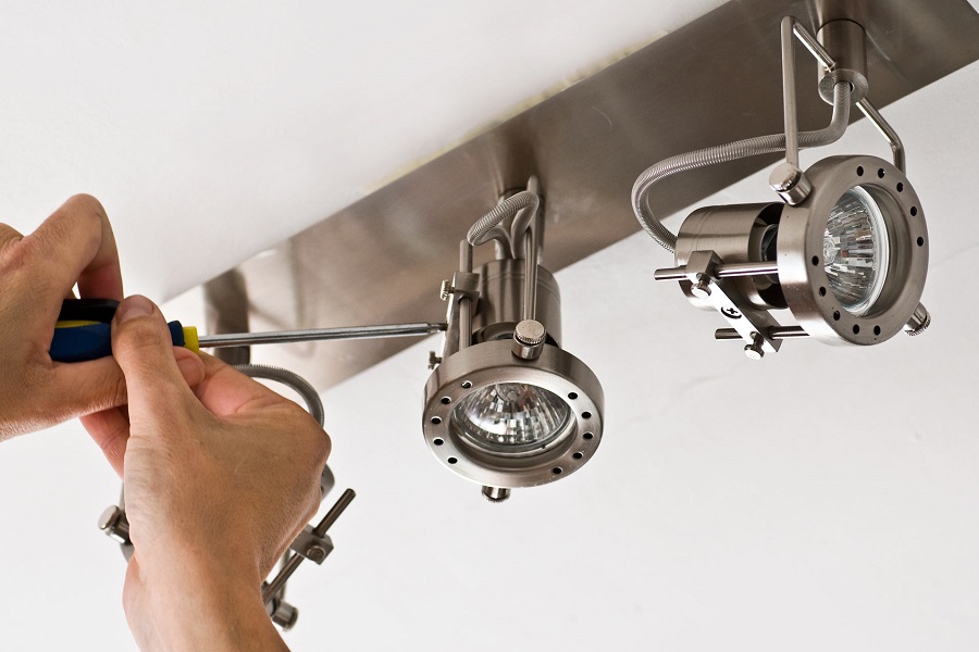 Key Factors To Consider When Choosing A Lighting Installation Service